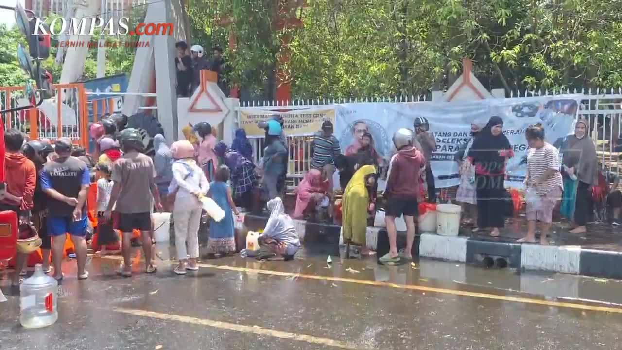 Berita Terkini Harian Truk Pembawa Minyak Goreng Kecelakaan Di Makassar Terbaru Hari Ini ...